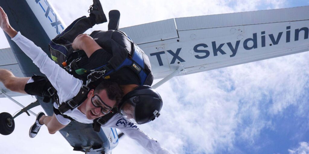 Guide to the Best Skydiving Centers near Austin - Guide 2 Austin